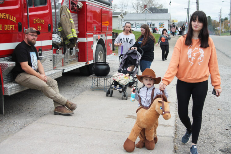 Salineville Trick or Treat | News, Sports, Jobs - Morning Journal